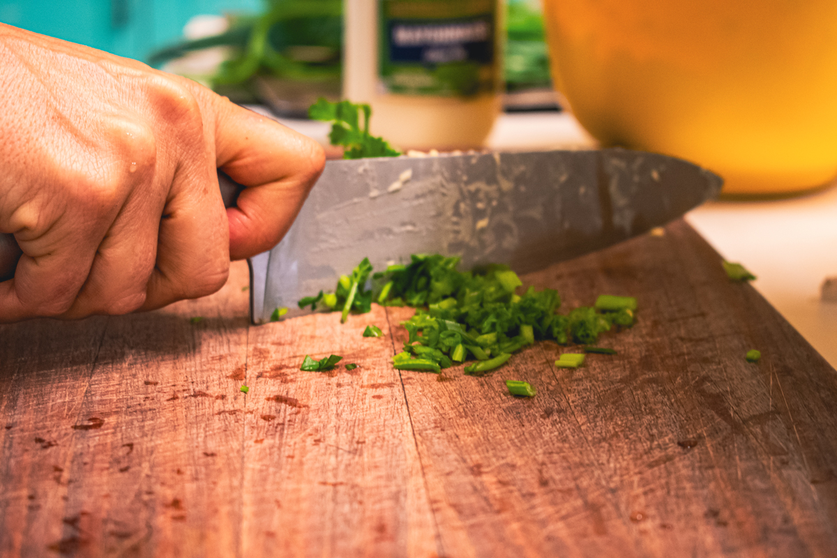 Kāti te Moumou Kai | Para Kore